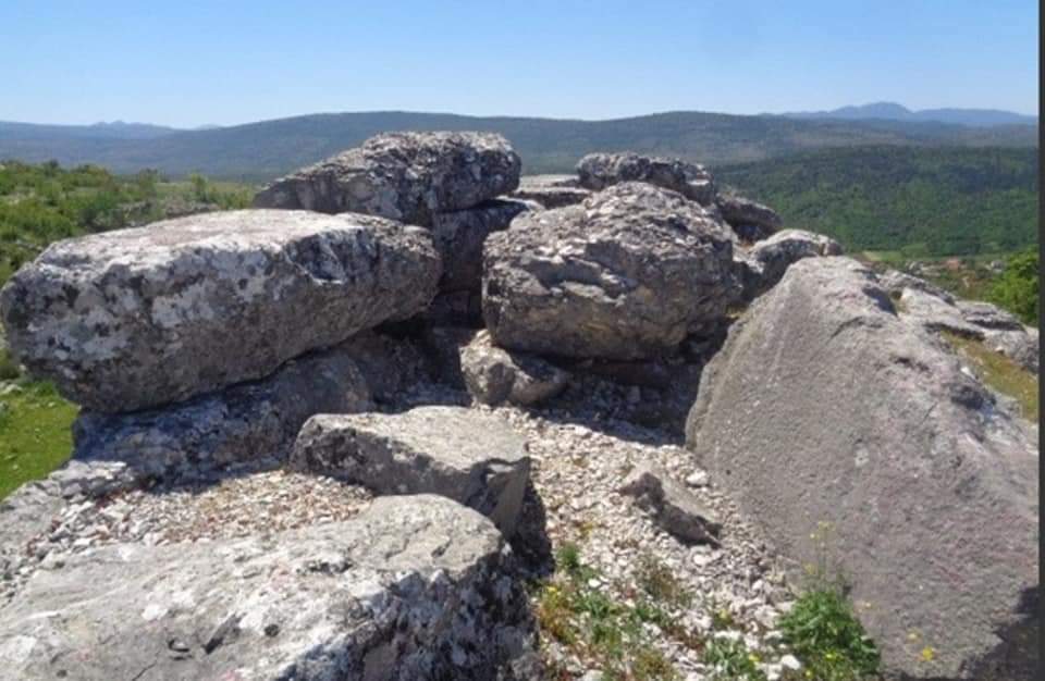 Daorson je još nepoznanica: Vrijeme gradi, zaborav razgrađuje